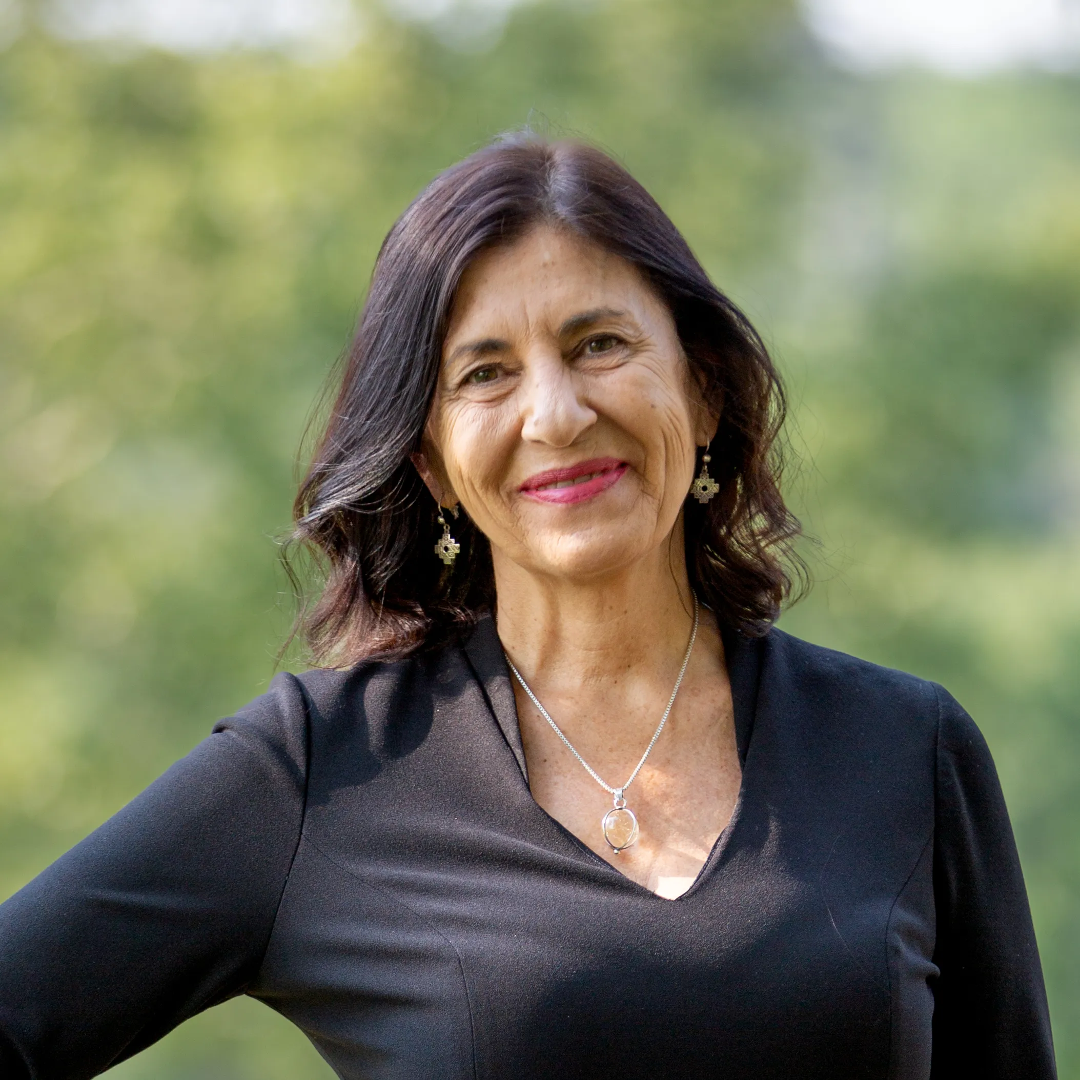 Cynthia Beare, Wedding Officiant - Wedding Ceremonies by All Seasons