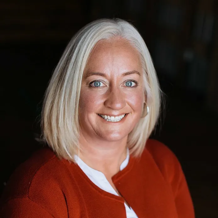 Wedding Officiants in Kingston, Ontario - Wedding Ceremonies by All Seasons